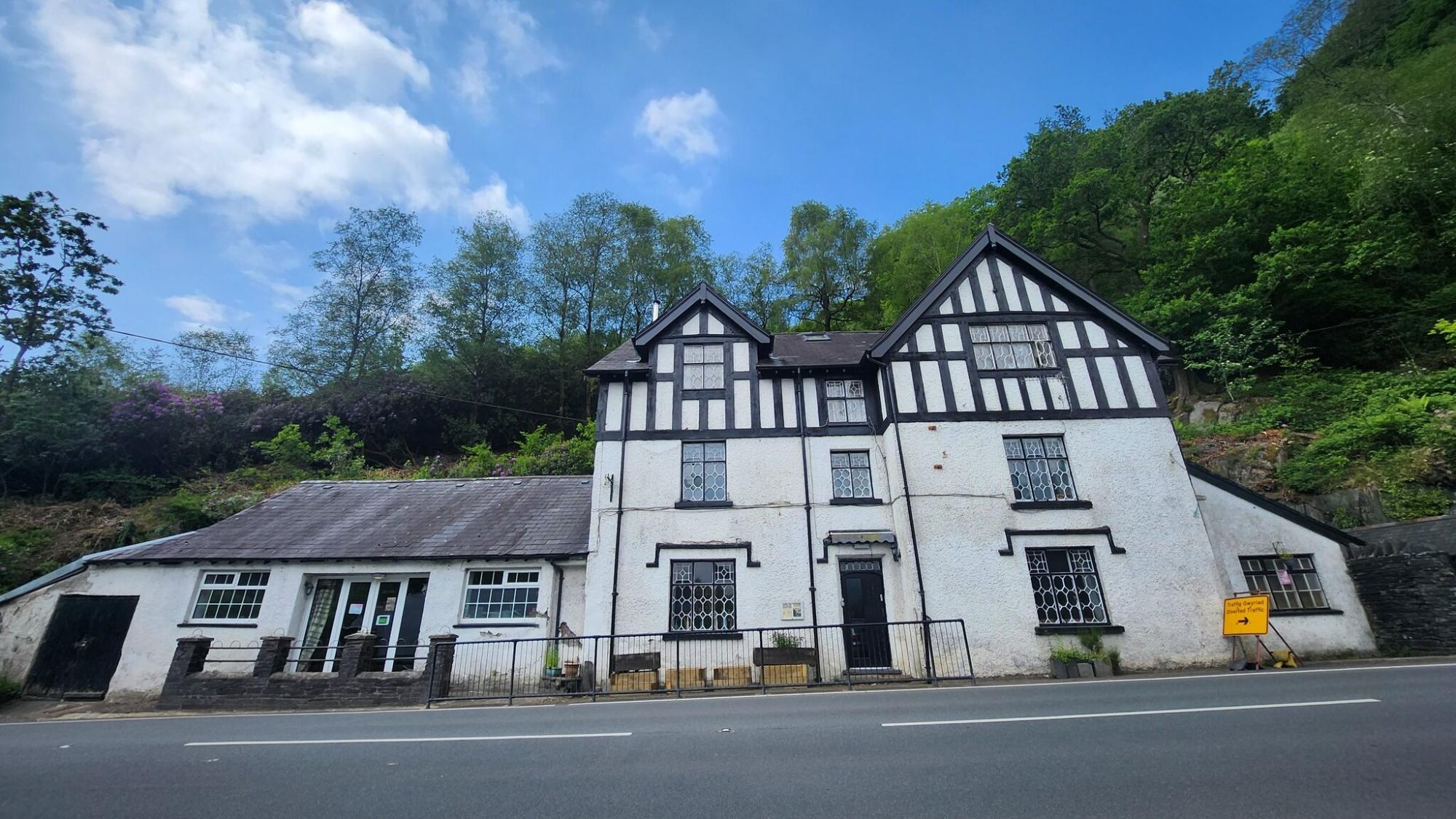 Anne Matthews Trust - Film Hub Wales | Canolfan Ffilm Cymru